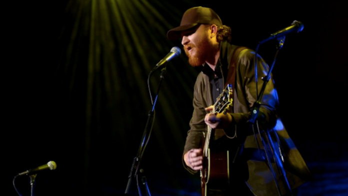 Eric Paslay Plays ‘Heroic’ Show on Long Island