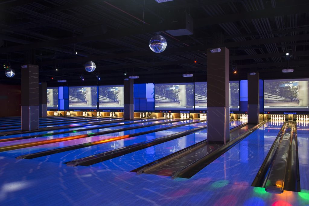 Round 1 Bowling & Amusement Debuts at Broadway Mall