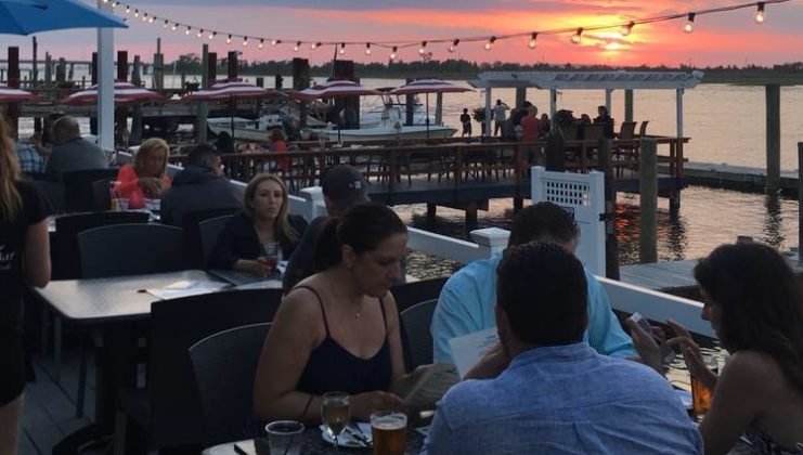 27 Long Island Waterfront Restaurants ‘To Dine For’