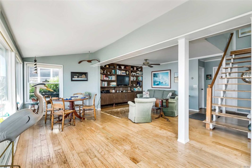 Charming Waterfront Oak Beach Home Asks $998,000