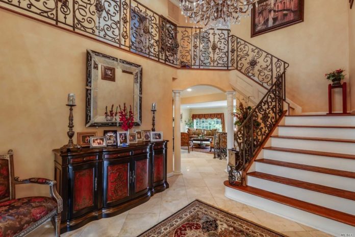 Bayfront Lido Beach Mediterranean Asks $2M