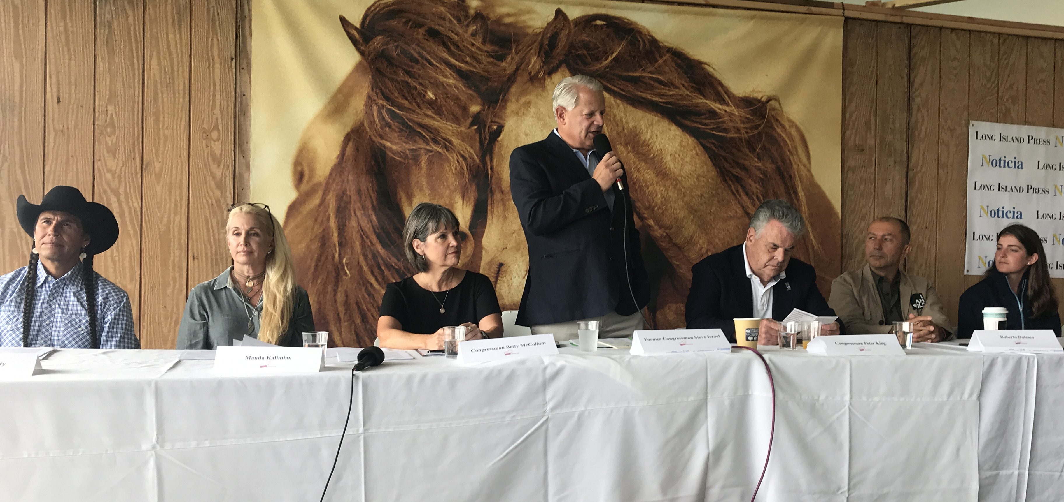 Hamptons Classic Panel Tackles Wild Horse Issue