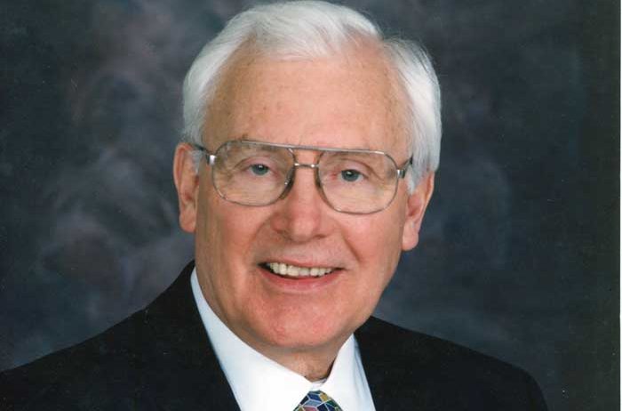 Long Island Advance Publisher John T. Tuthill Dies