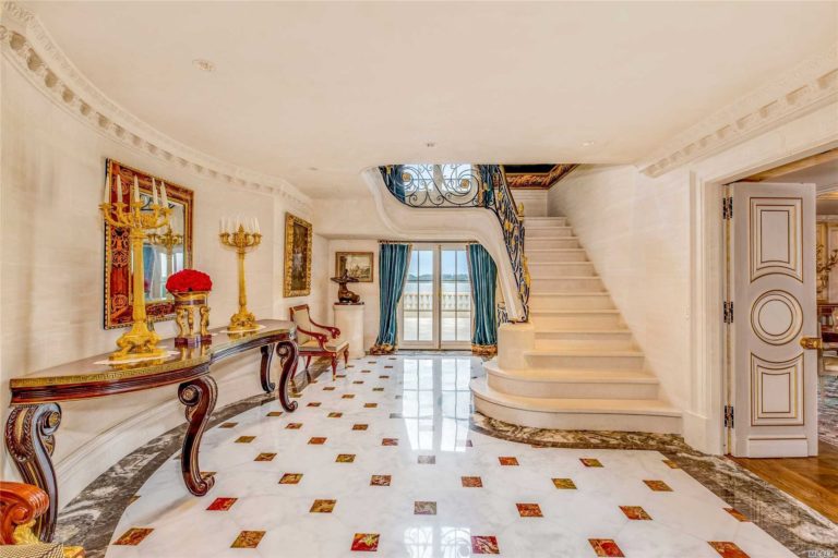 Versailles-inspired Kings Point Mansion Asks $35-$50M