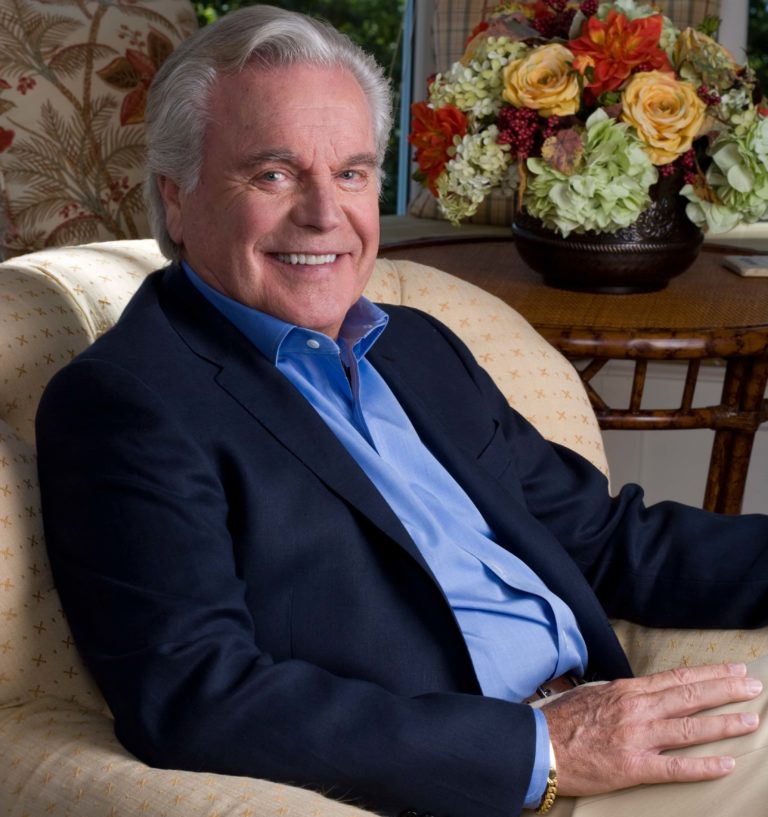 Robert Wagner: Hollywood’s Man Of Mystery Wins Gold Coast Film Fest Honors