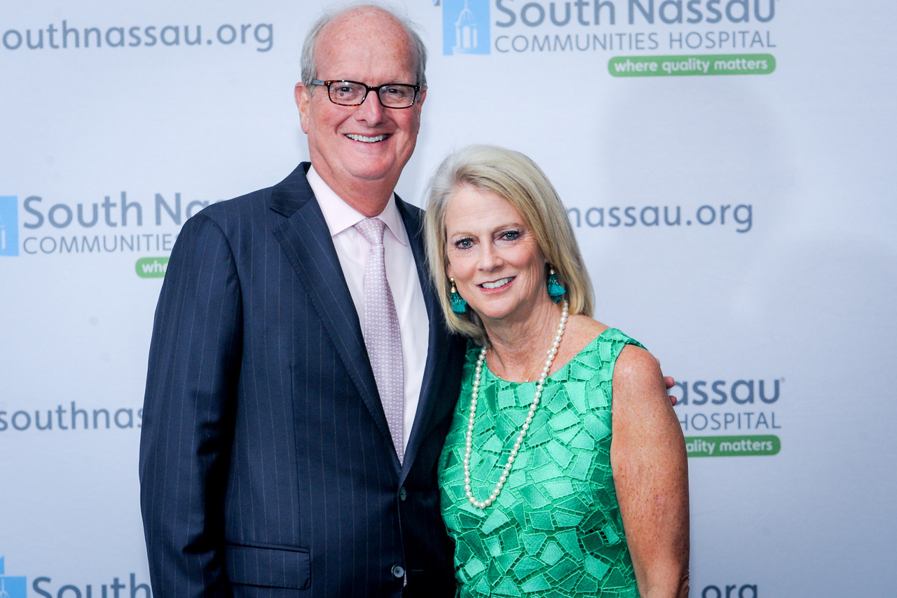 Soiree Under the Stars Raises Funds For South Nassau Communities Hospital