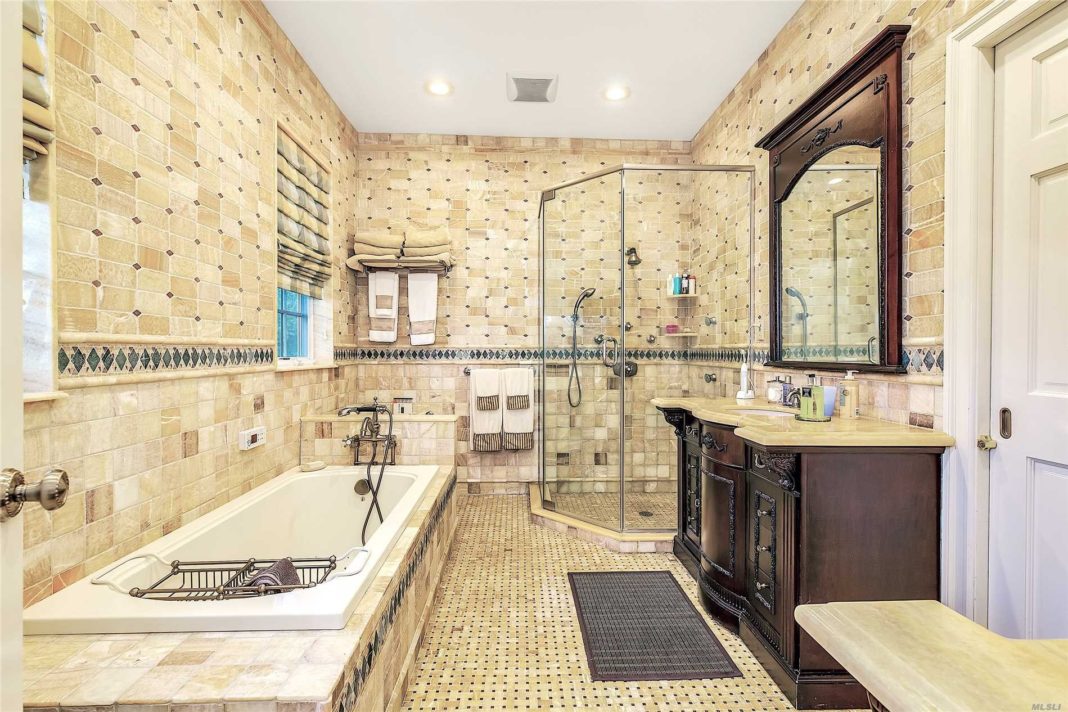 Soundfront Sands Point Mediterranean-style Mansion Asks $5.9M