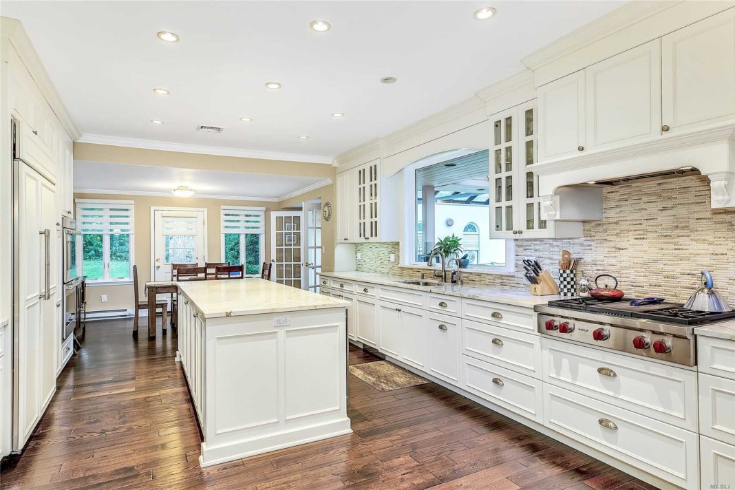 Soundfront Sands Point Mediterranean-style Mansion Asks $5.9M