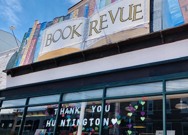 Community Reacts to Book Revue’s Looming Closure
