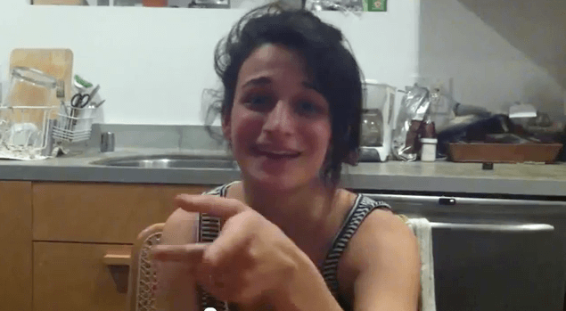 ‘Smile’ Video Goes Viral: Hysterical Poses in ‘Smile’ Video