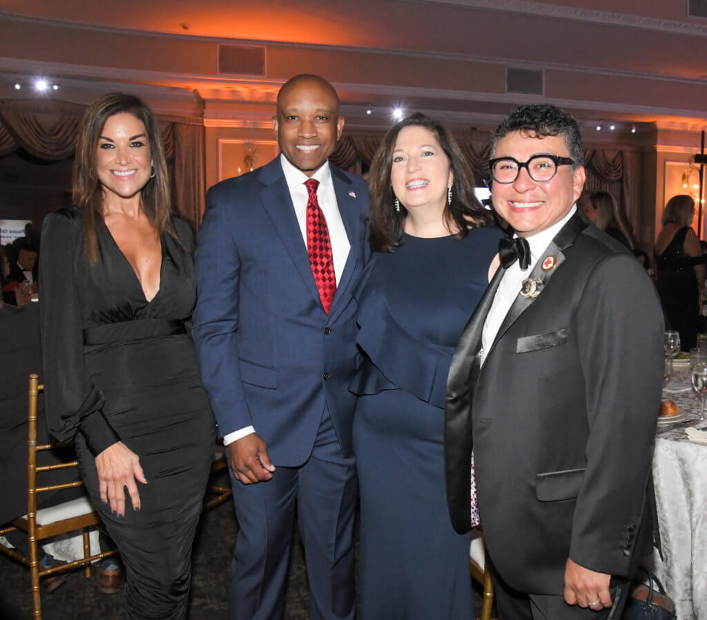 American Red Cross of Greater NY Holds Long Island Heroes Among Us Gala