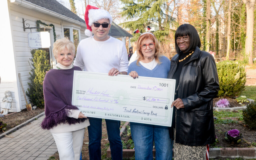 See Photos of The 2023 Hewlett House Holiday!