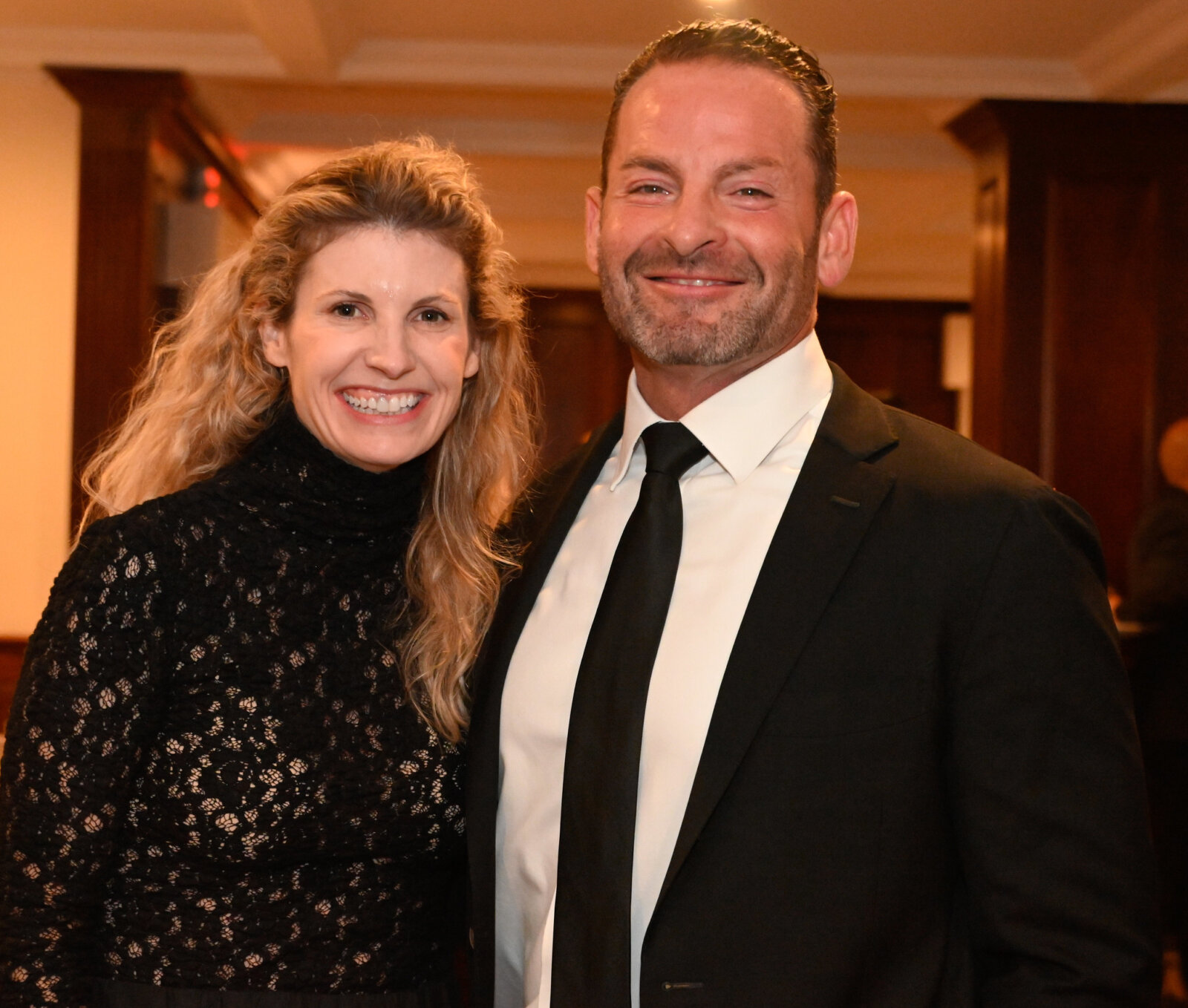 Compass Celebrates the Holidays in Roslyn