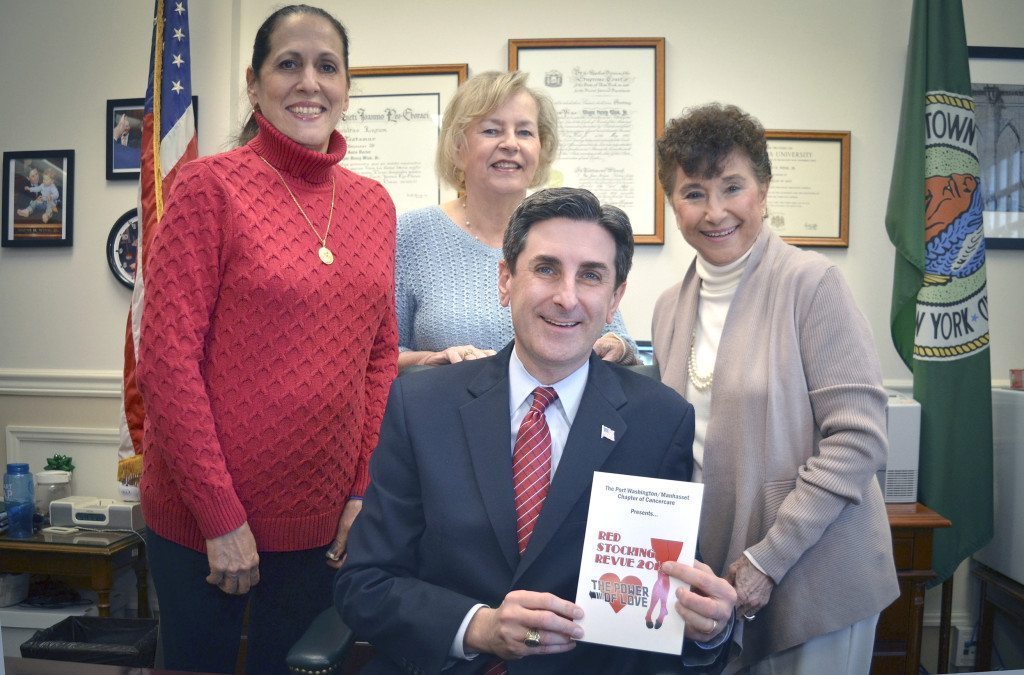 Red Stocking Revue 2016 Honors Wayne Wink