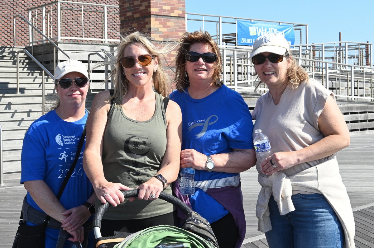 Image 8 Walking in the memory of Richard Scheschowitz – Donna Miles ...