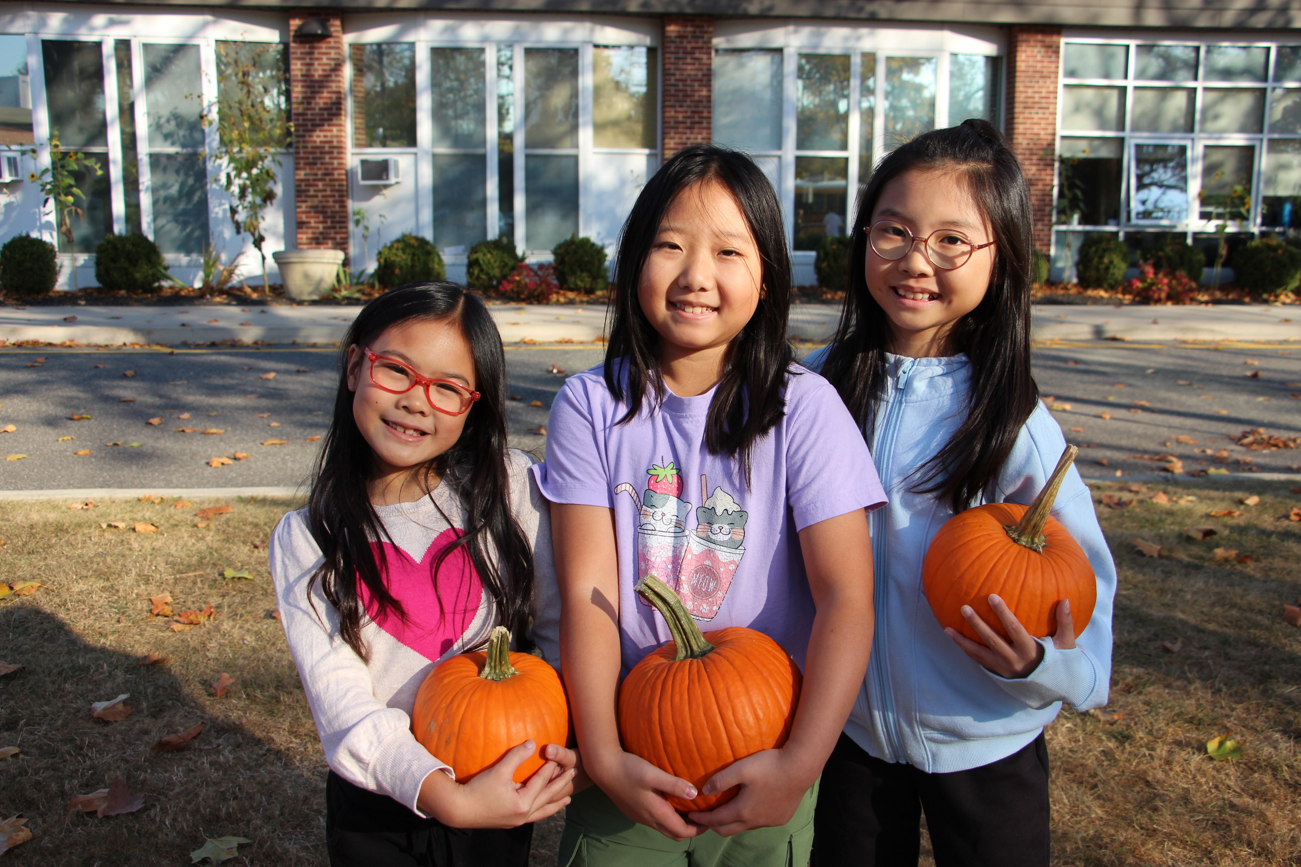 Kids Need More Hosts 6th Annual Holiday Cheer Bus Elf Ride