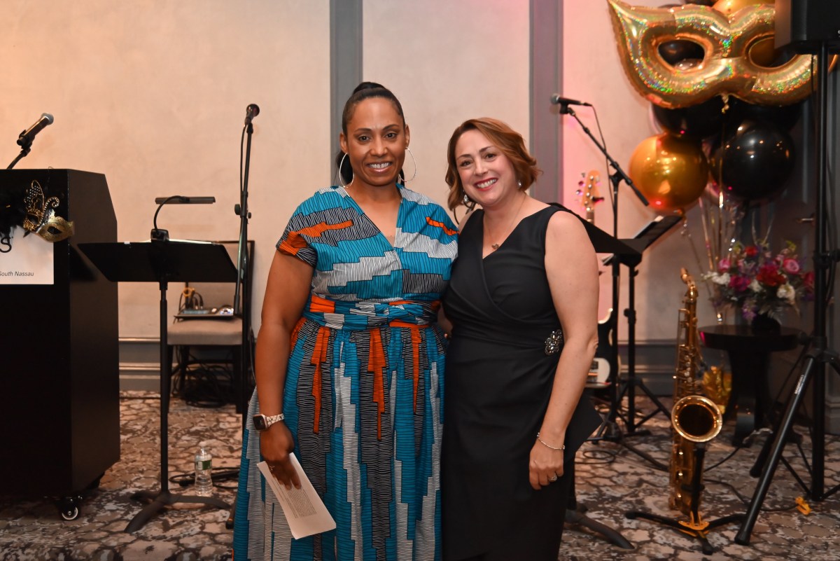 Image 2 Nicole Pollard & Joanna Formont, Executive Director SIBSPlace