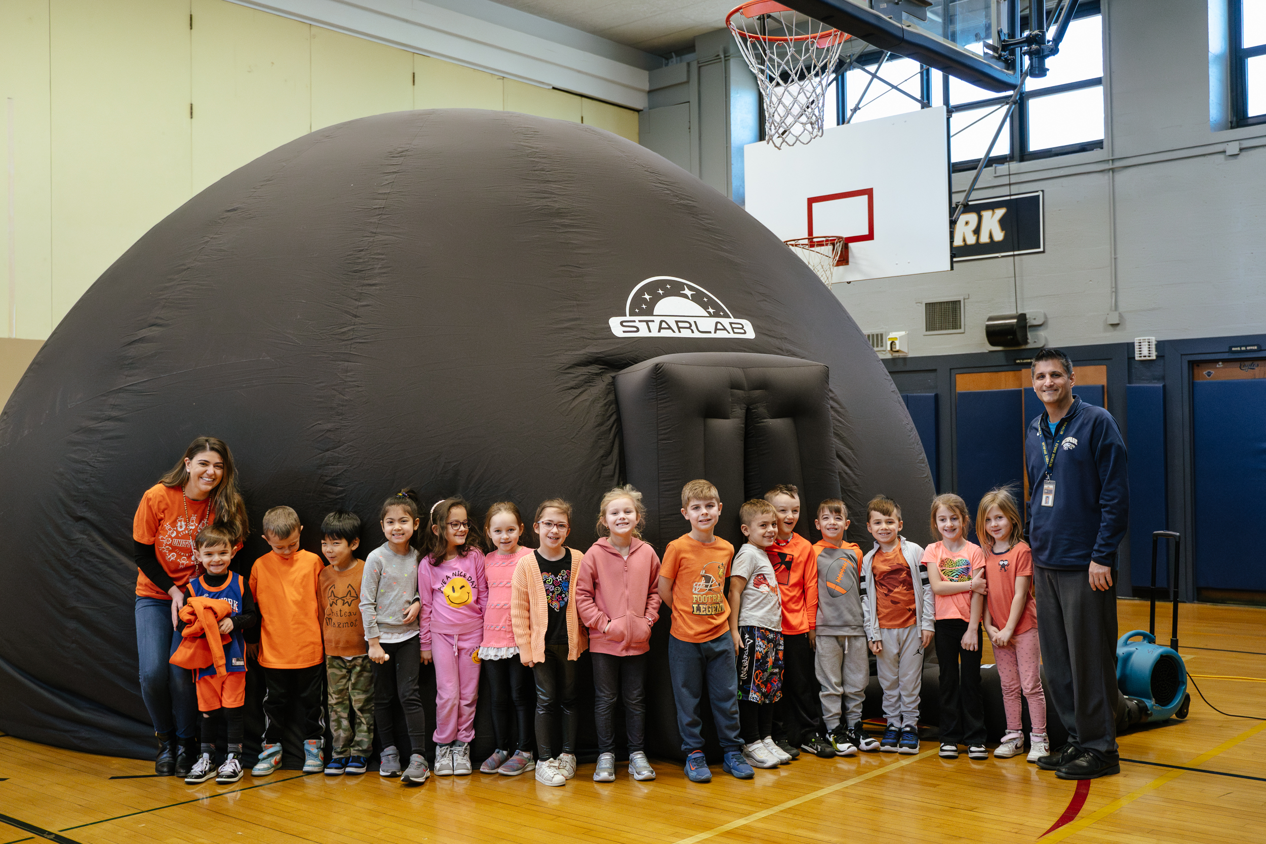 Bethpage first graders take a journey through space with Starlab – LI Press