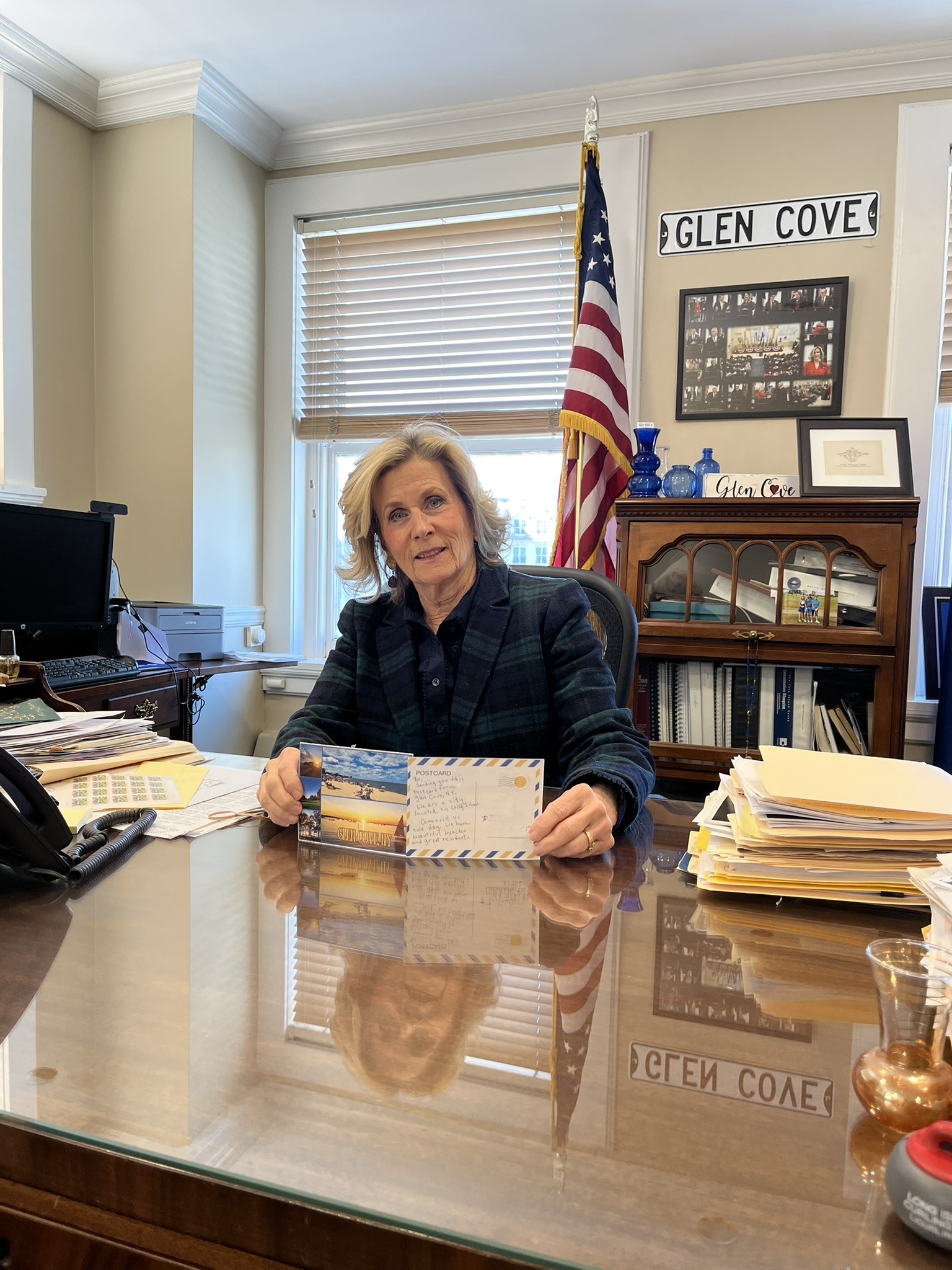 Glen Cove mayor sends postcard to Tennessee – LI Press