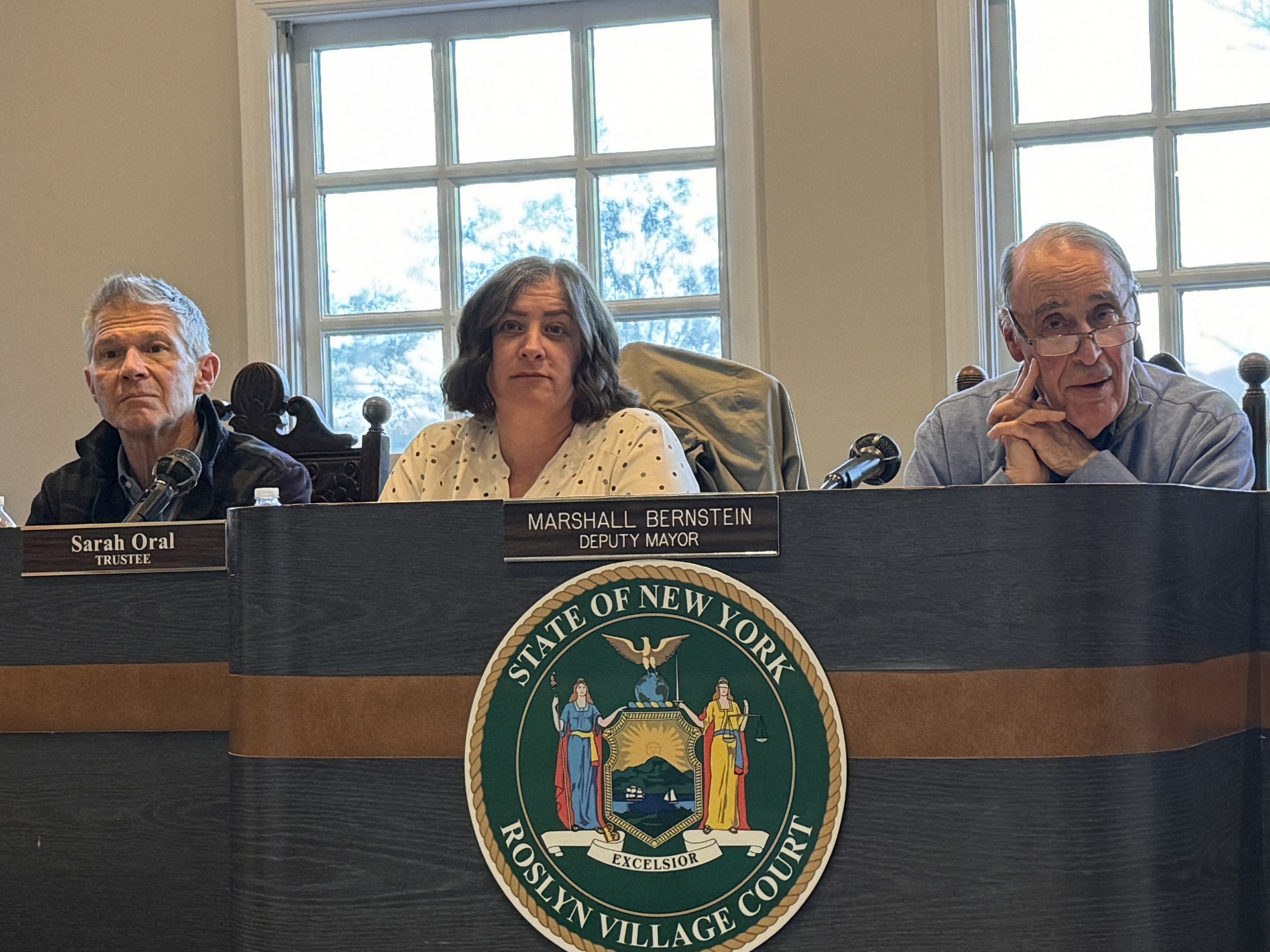 Roslyn holds June Board of Trustees meeting