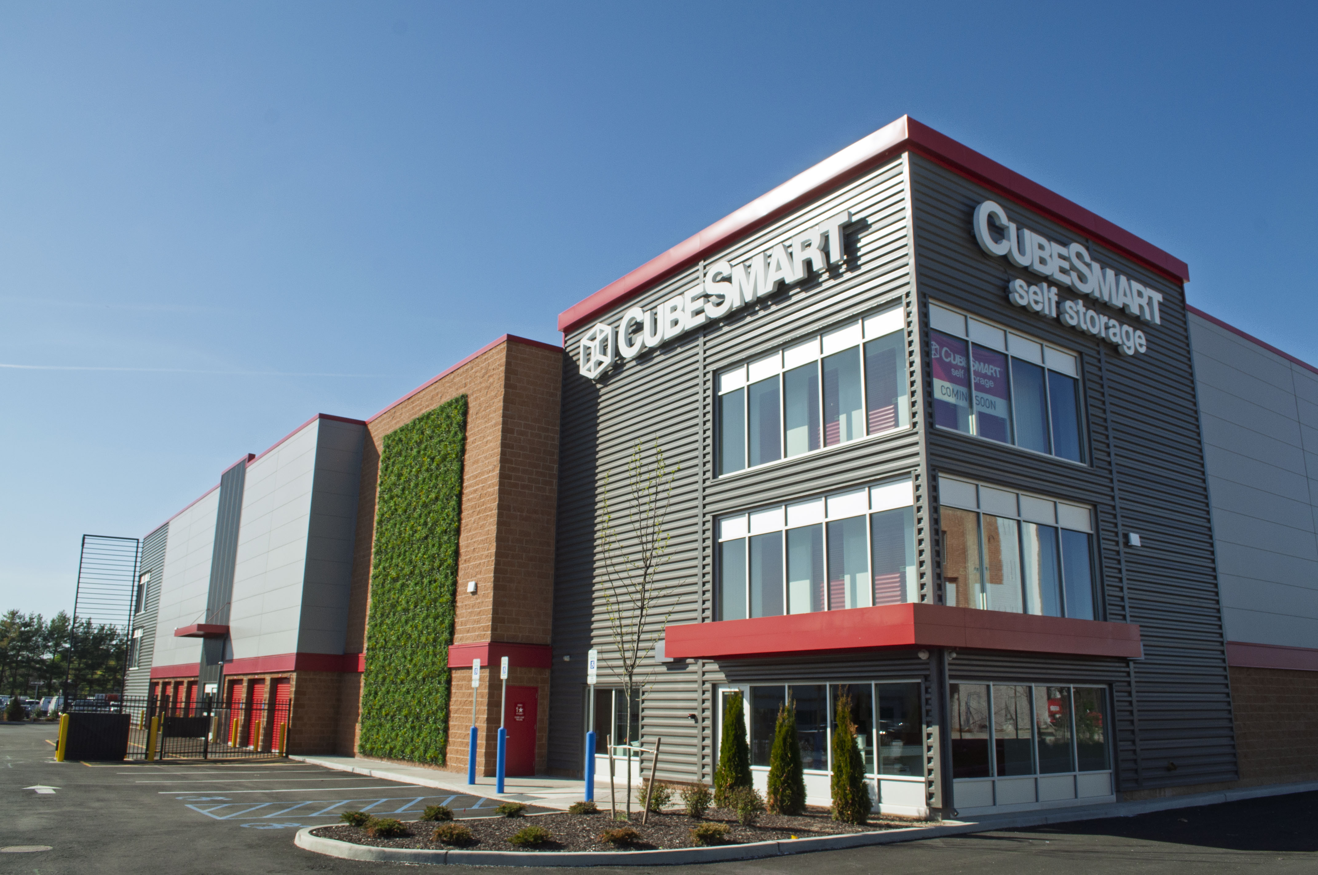 CubeSmart opens in Farmingdale