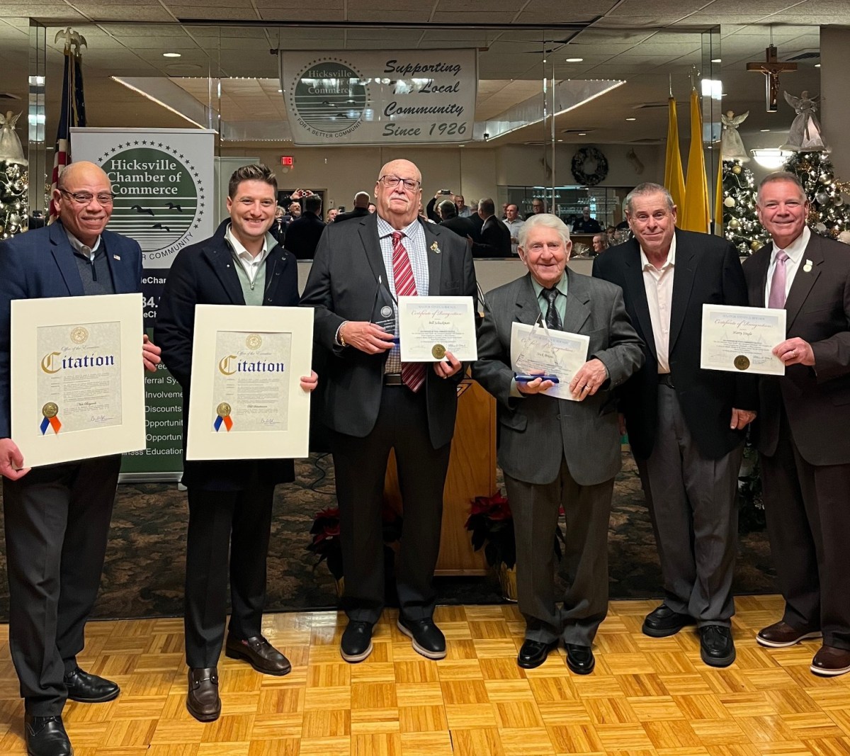 Hicksville Water District commissioners honored by chamber of commerce ...