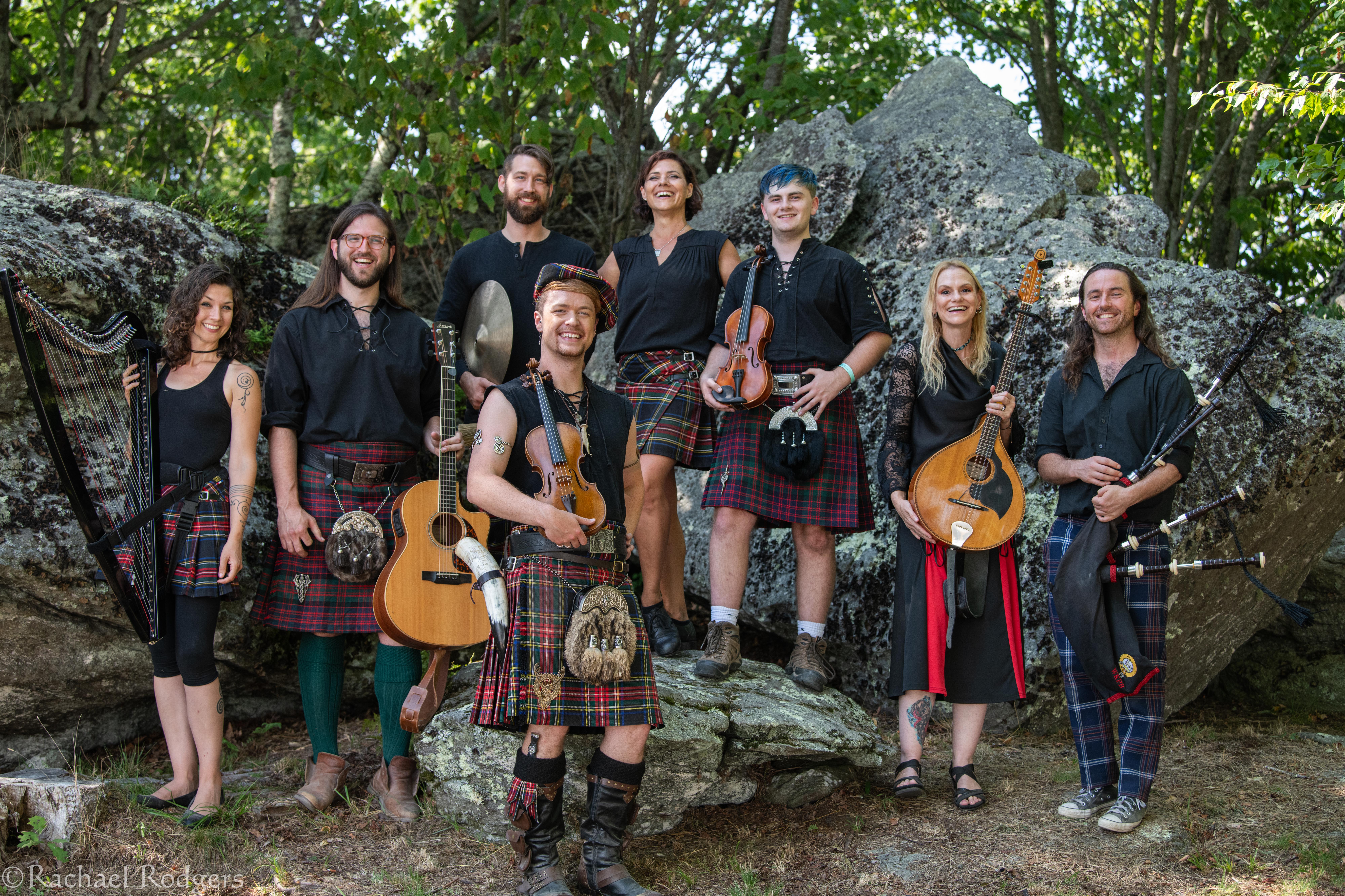 Champion fiddler Seán Heely brings Celtic Christmas Spectacle to Adelphi