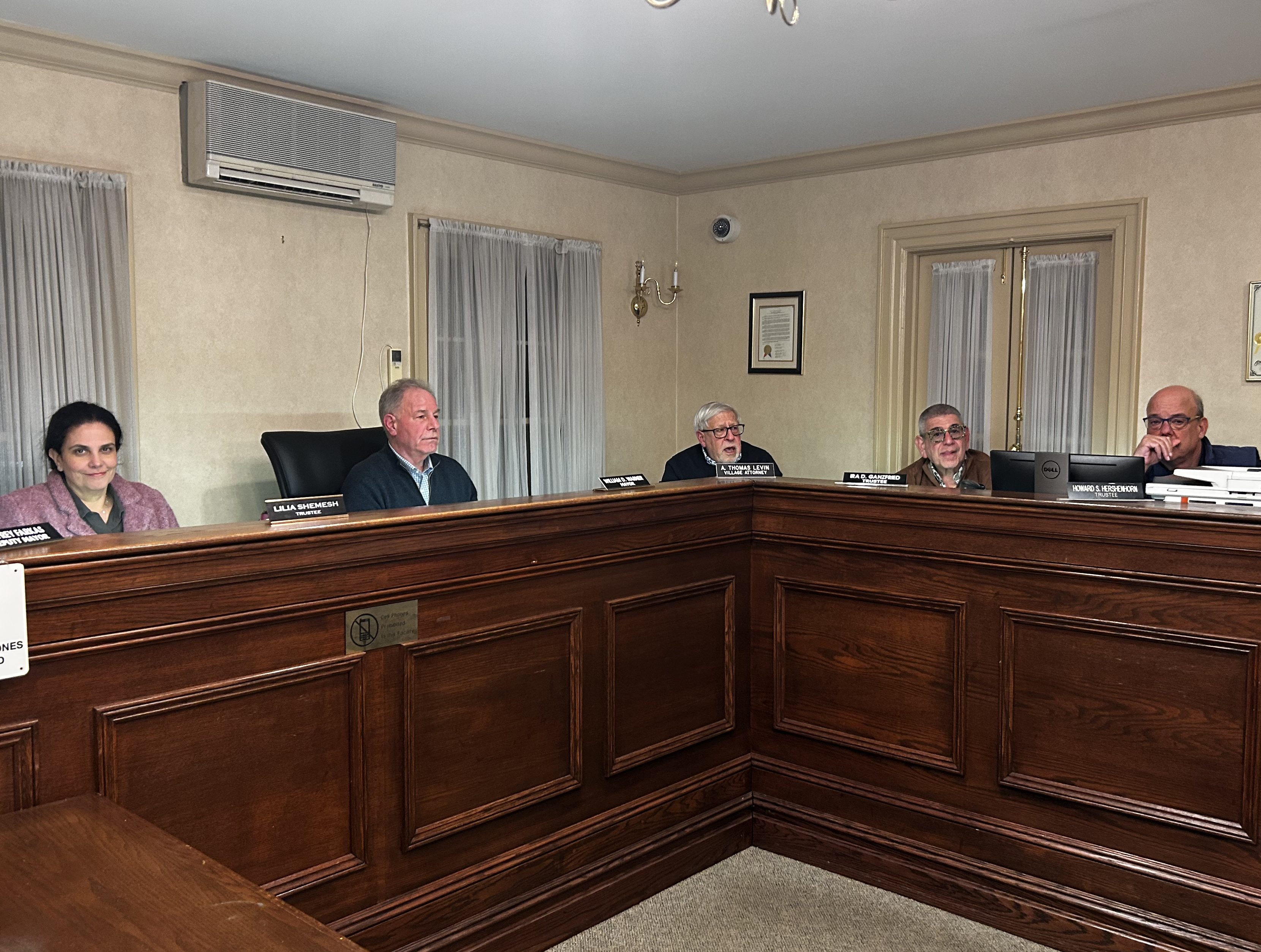 Great Neck Estates approves construction