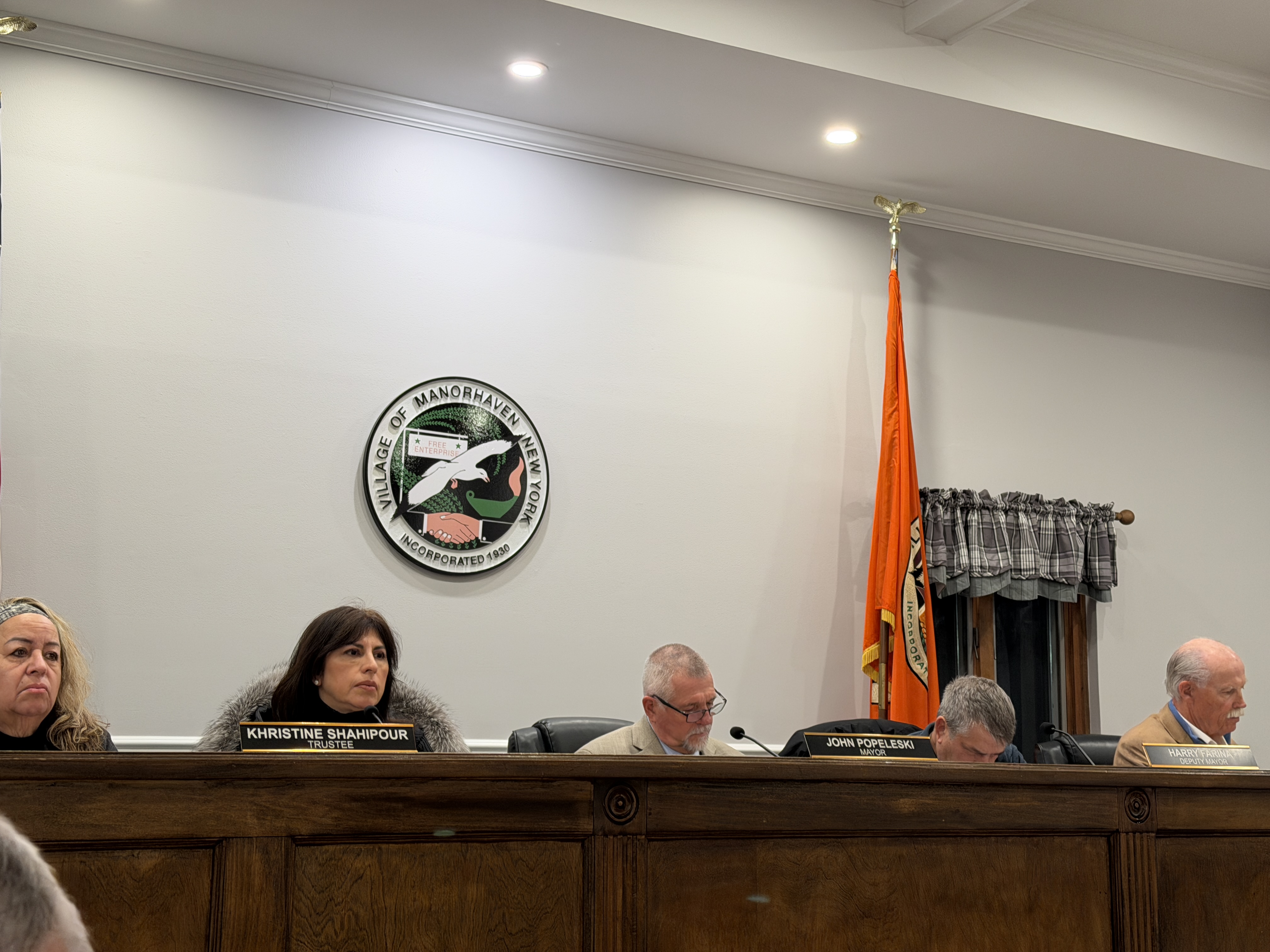 Manorhaven board blocks Inwood Road subdivision